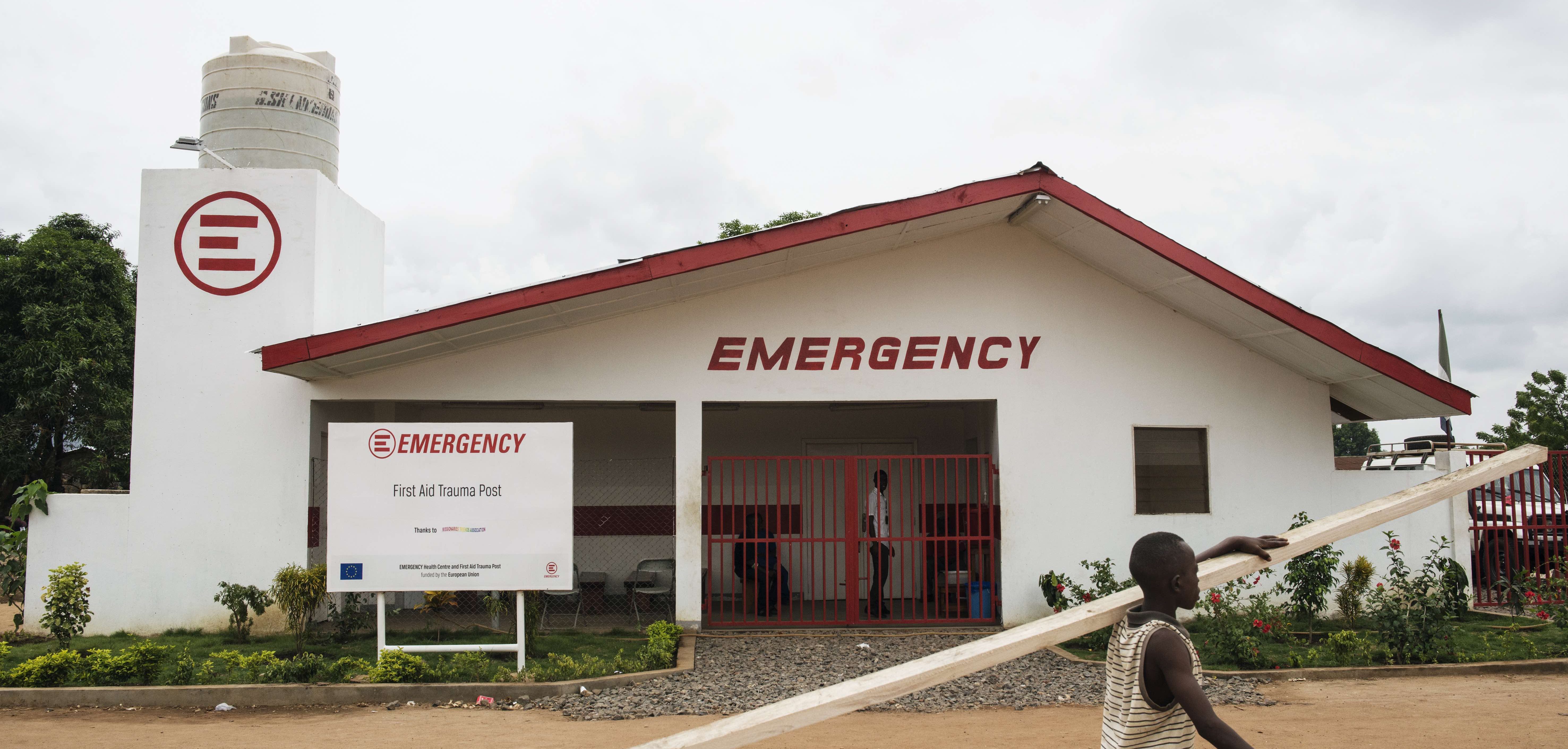 First Aid Posts | EMERGENCY USA