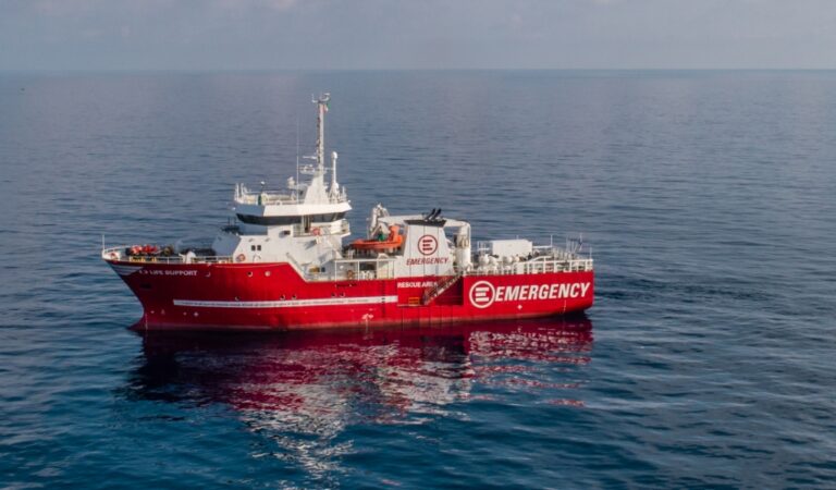 Life Support: Search and Rescue in the Mediterranean Sea | EMERGENCY USA